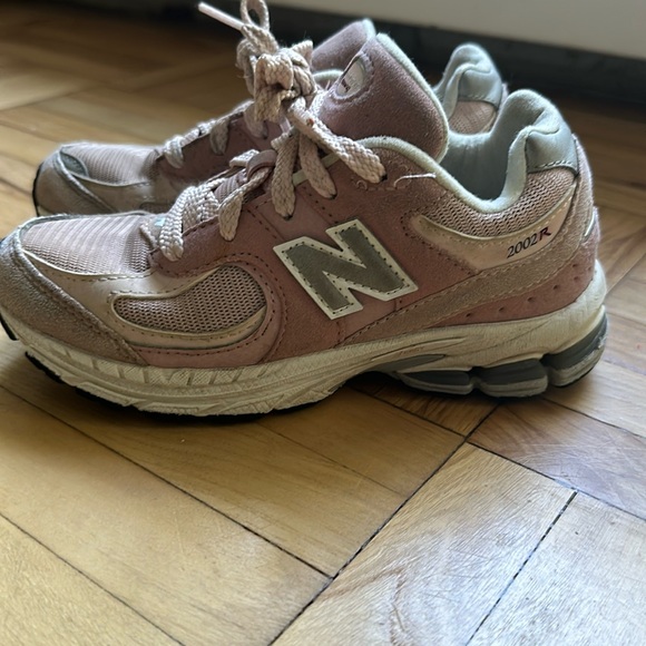New Balance | Shoes | Little Girls New Balance 202 R | Poshmark
